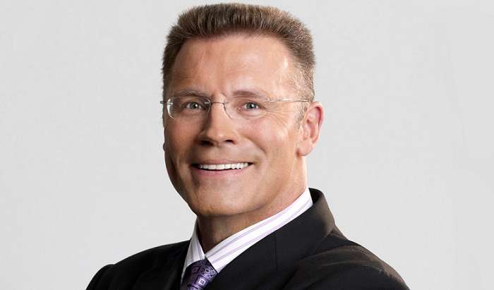 Howie Long's $16 Million Net Worth - Collection of Chevy Trucks and Big ...