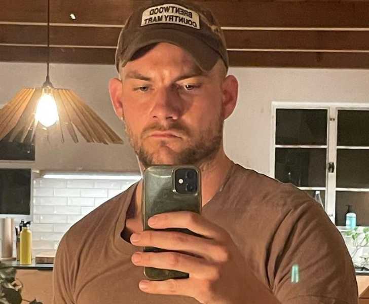 Get To Know About Jake Weary | Bio, Career, Family, Net worth ...