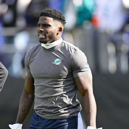 "Tyreek Hill: From Speedy NFL Star to Miami Dolphins' Record-Breaking ...