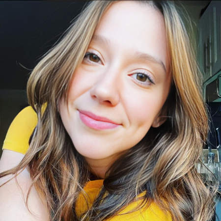 "Emily Lynne Berthold: A Closer Look at Kate McKinnon's Comedian Sister ...